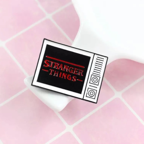 Jewelry | Stranger Things Pin | Poshmark